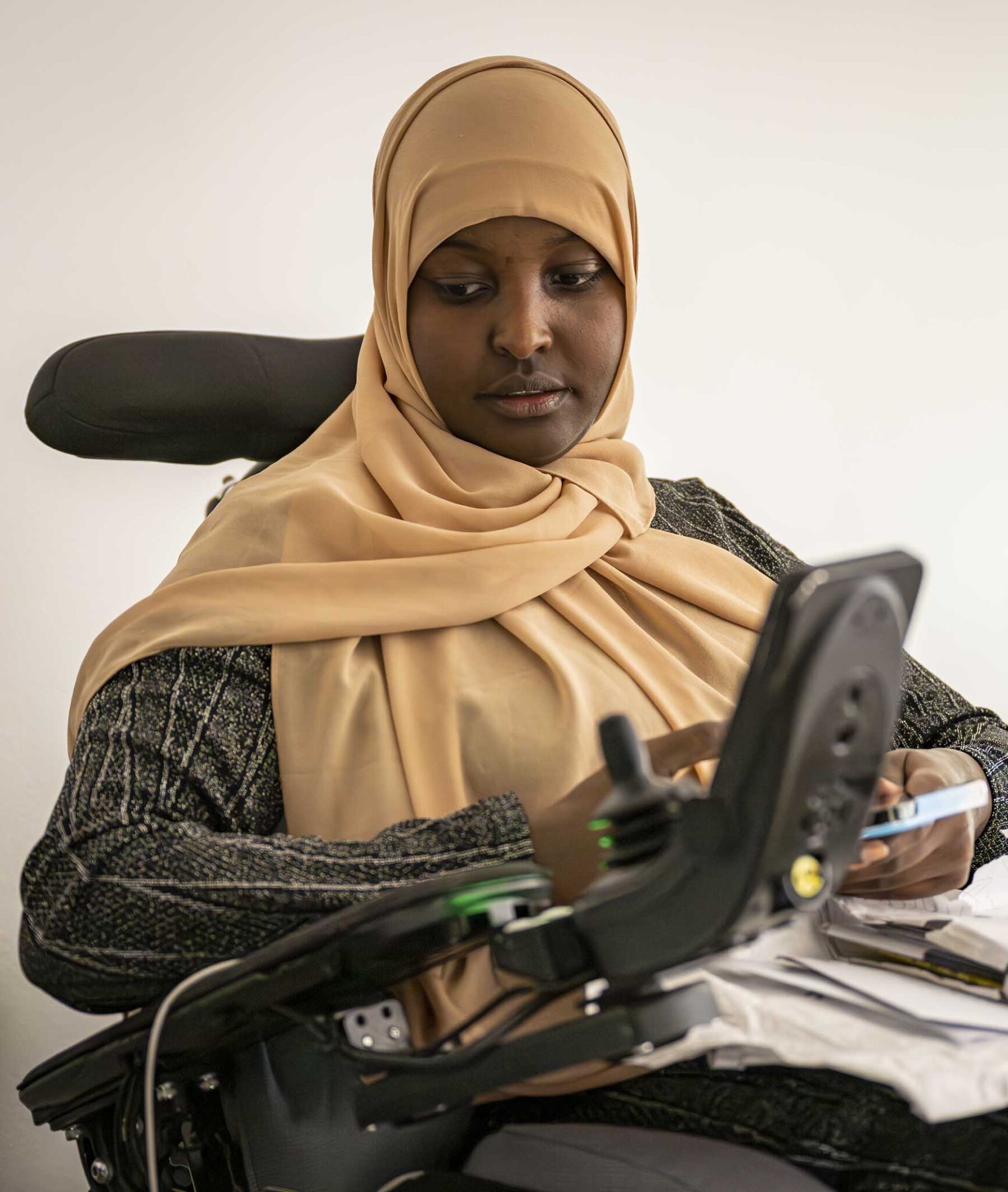 Habibo må bli liggende i senga med bleie for å spare BPA-timene til skolen